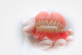 Dentures for Pensioners — A Complete Guide For Seniors